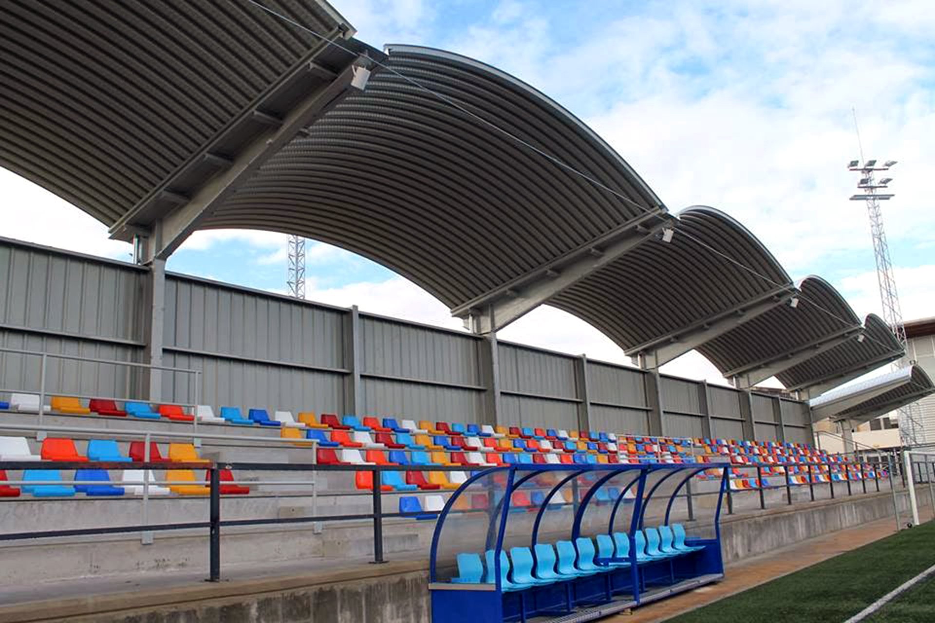 Système constructif - Couverture des Gradins pour des Stades de Sports ...